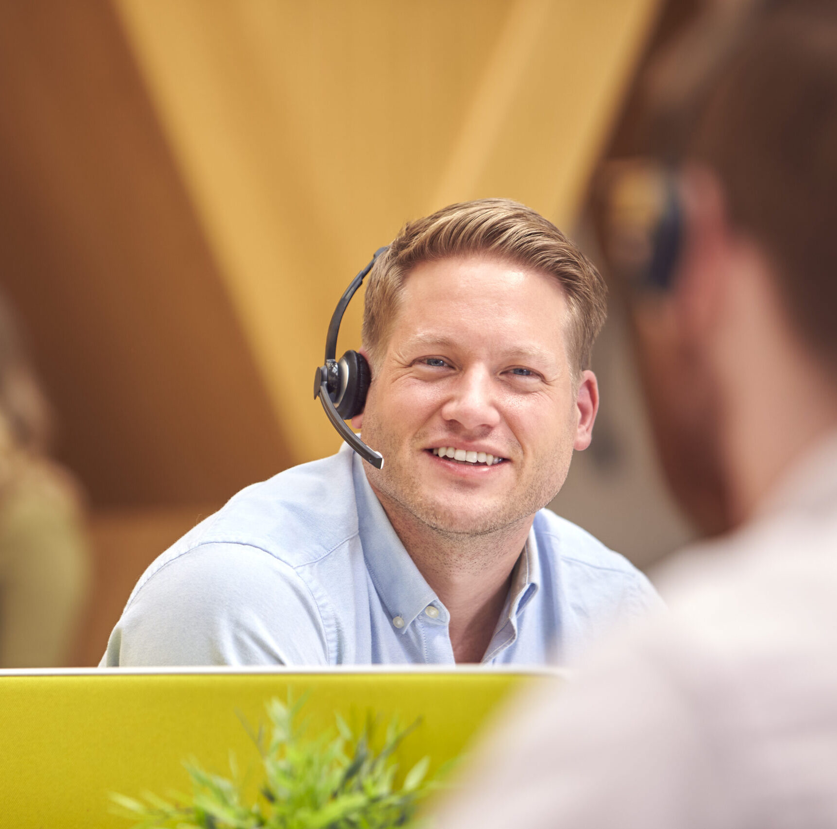 Customer Service - GO APPLY